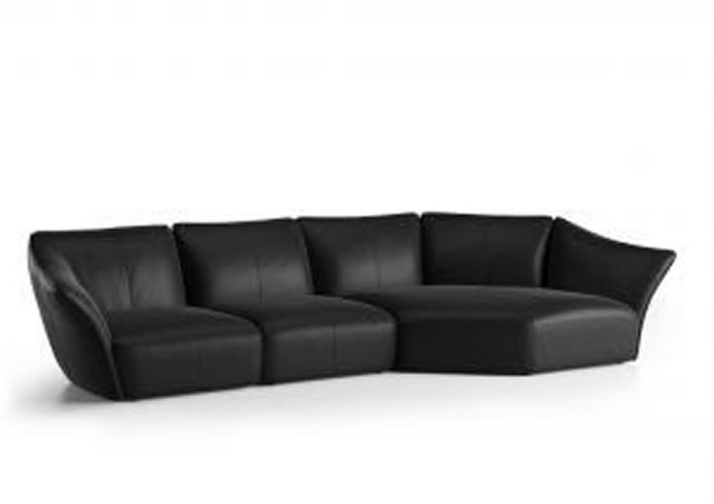 Sofá Timeless, de Lorenza Bozzolli, evoca liberdade e renascimento em ...